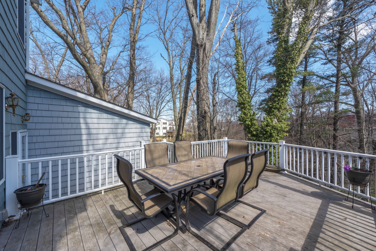 517 Cahoon Rd Bay Village, OH 44140 | MLS 5023587