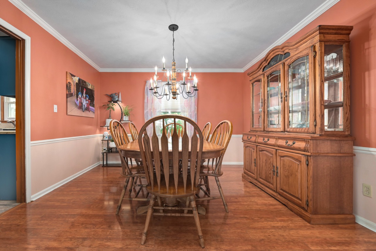 612 Revere Dr Bay Village, OH 44140 | MLS 5128469