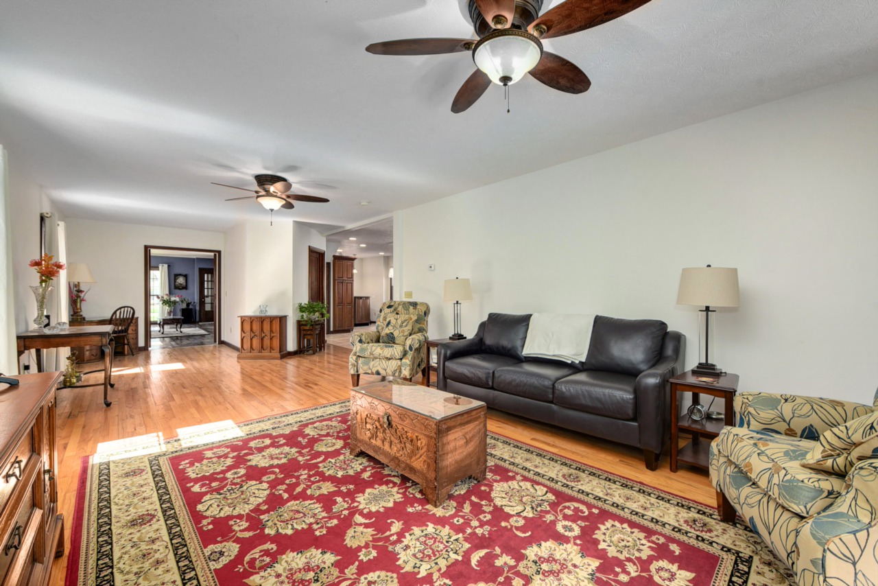 517 Cahoon Rd Bay Village, OH 44140 | MLS 5023587