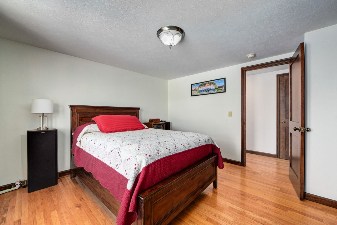 517 Cahoon Rd Bay Village, OH 44140 | MLS 5023587