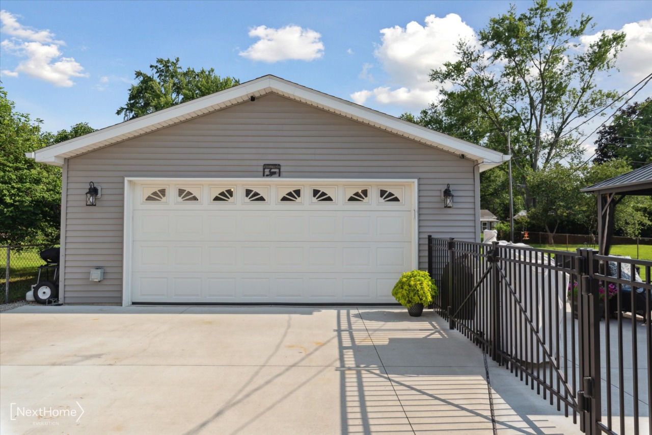 39277 Superior St Romulus, MI 48174 | MLS 20230059559