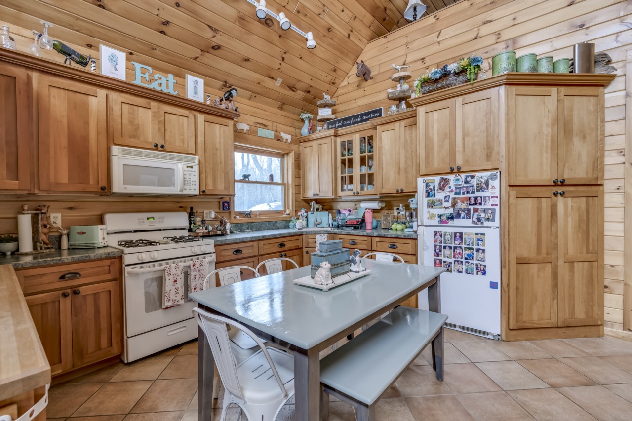 6640-6660 Partridgeville Rd Brantingham, NY 13312 | MLS S1595886