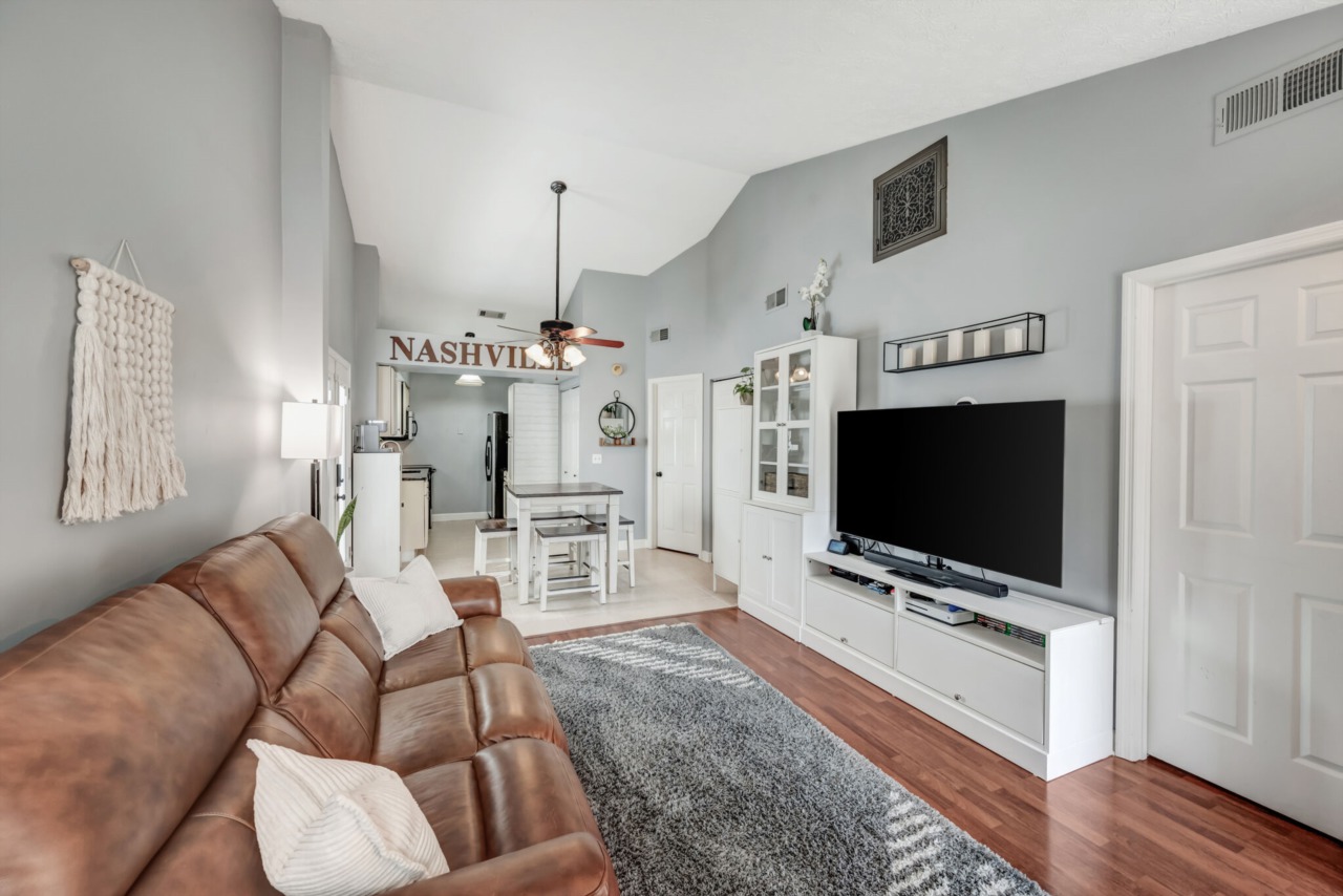 2711 Penn Meade Dr Nashville, TN 37214 | MLS 2619708