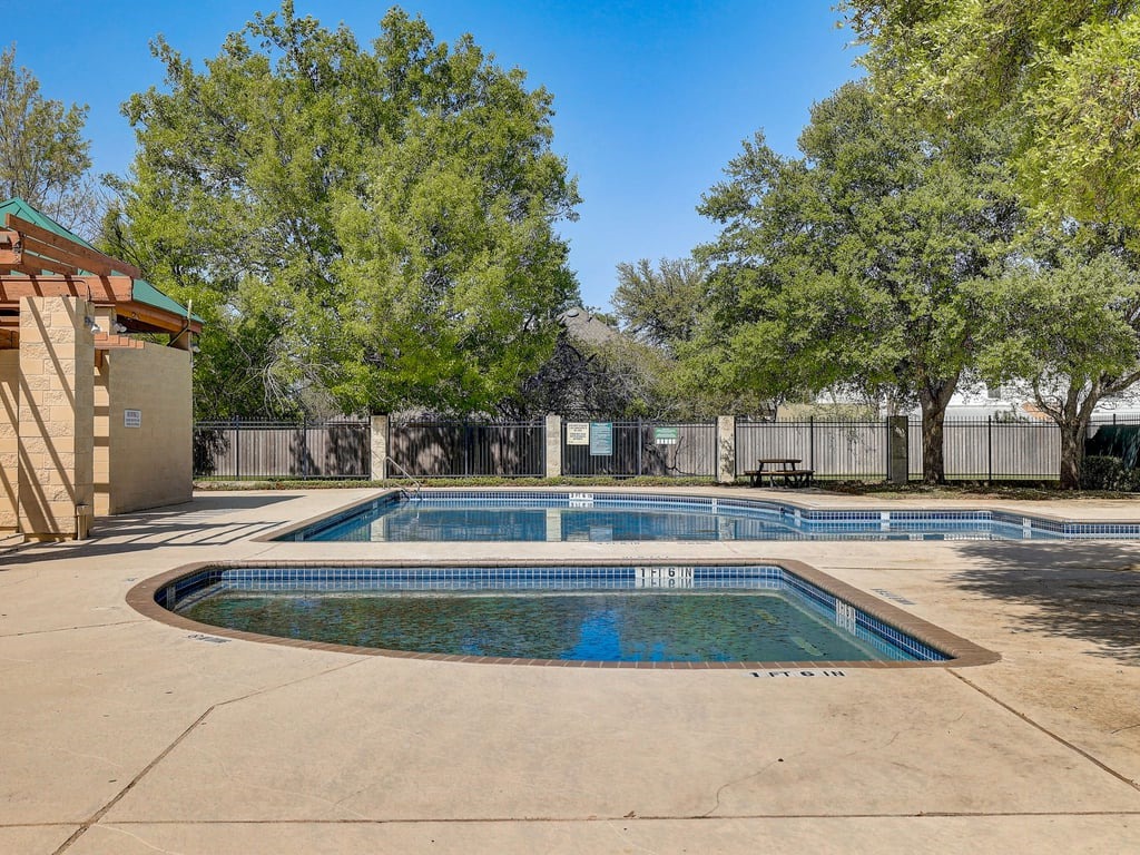 1723 Briarton Ln S, Round Rock, TX 78665 | MLS# 1723BriartonLnS | S6391 ...