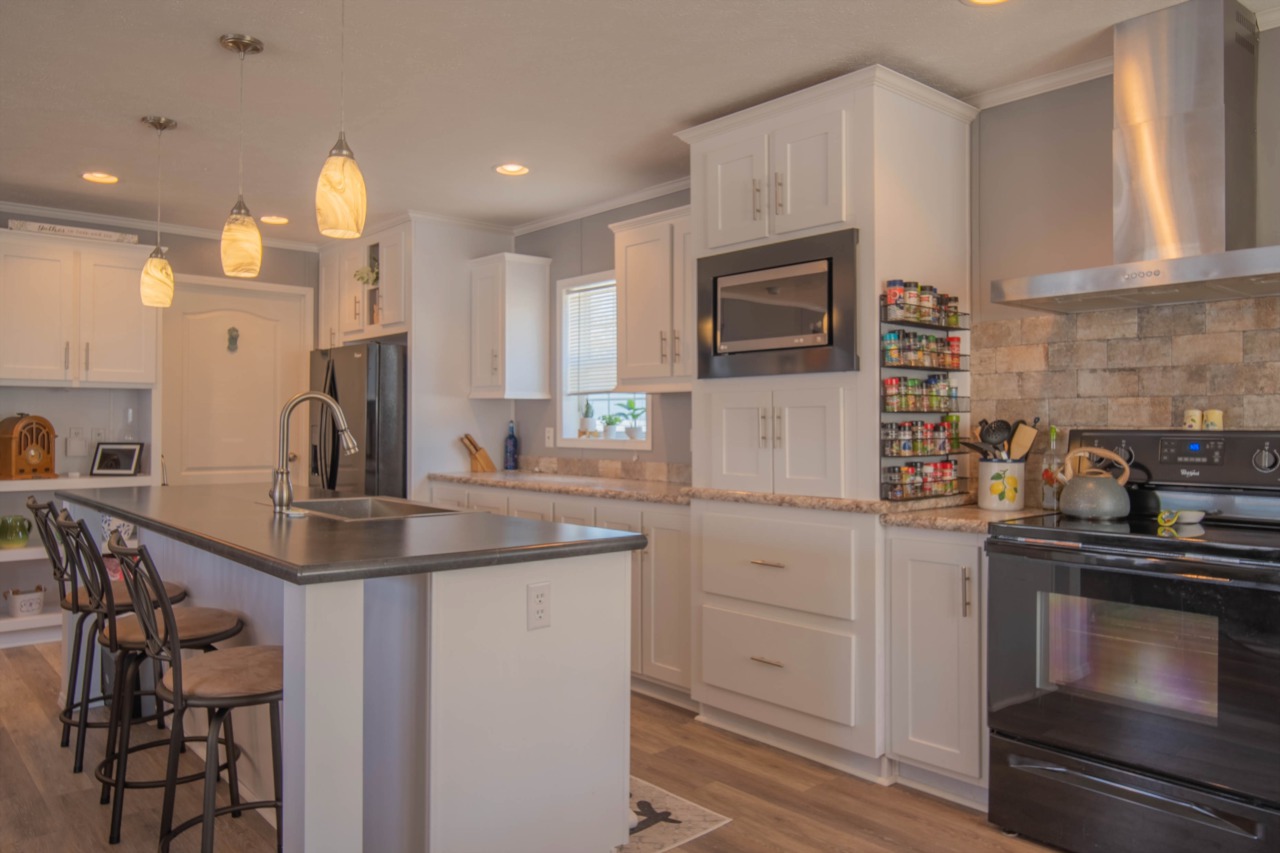 127 Treesdale Dr, Cranberry Twp, PA 16066 - MLS #1649556